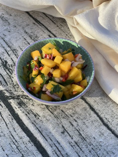 Super Simple Mango Lime And Chilli Salsa Taamim