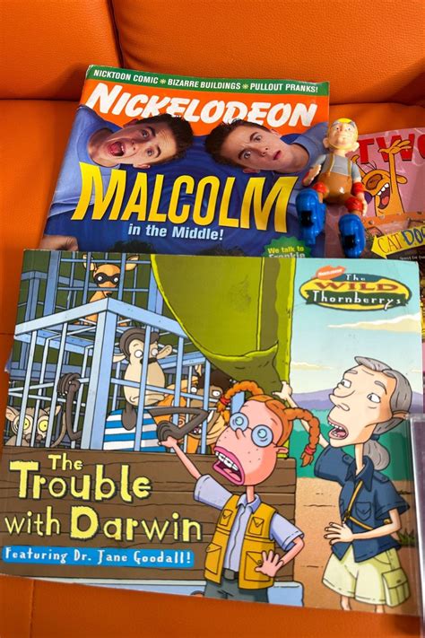 2001 The Wild Thornberrys The Trouble With Darwin Book Nostalchicks