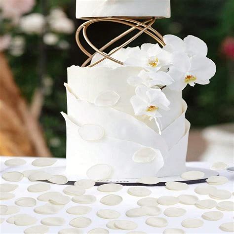 100ชิ้น กลีบกุหลาบผ้าไหม กลีบดอกไม้สำหรับงานแต่งงาน กลีบสีขาว กลีบกุหลาบเทียม กลีบดอกไม้เทียม