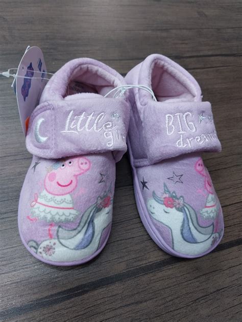 Carters საბავშვო ტანსაცმელი