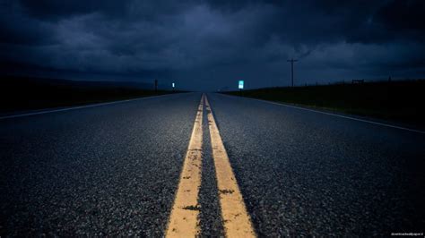 چراغ خیابان شب