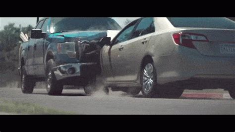  Crash Animated  On Er