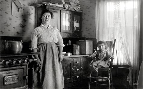 Shorpy Historic Picture Archive Candid Kitchen 1910 High Resolution Photo Vintage Photos