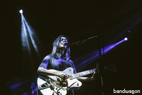 Gig Report Daniela Andrade Rides The Waves Of Manila For The Last Leg