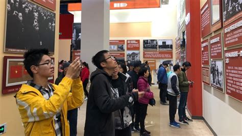 经管学院组织师生参观庆祝中华人民共和国成立70周年大型成就展