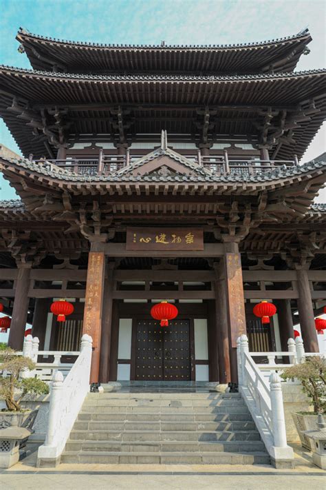 桂林逍遥楼古建筑旅游风景摄影图