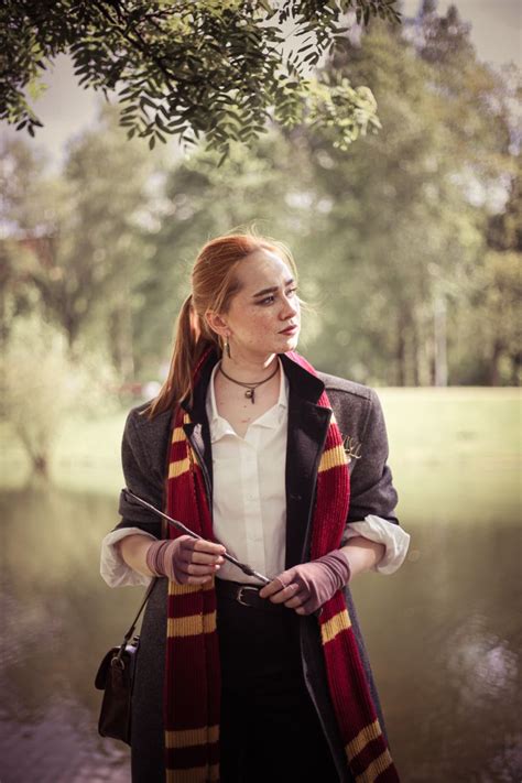 Ginny Potter By Grangeair Harry Potter Cosplay Ginny Weasley Costume Harry Potter School