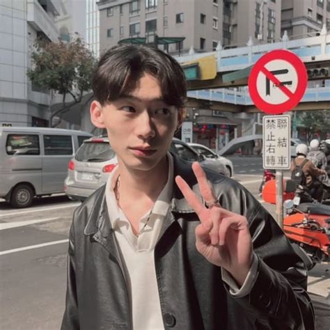 小𝐋𝐀𝐈 Yan 22 • Threads Say More