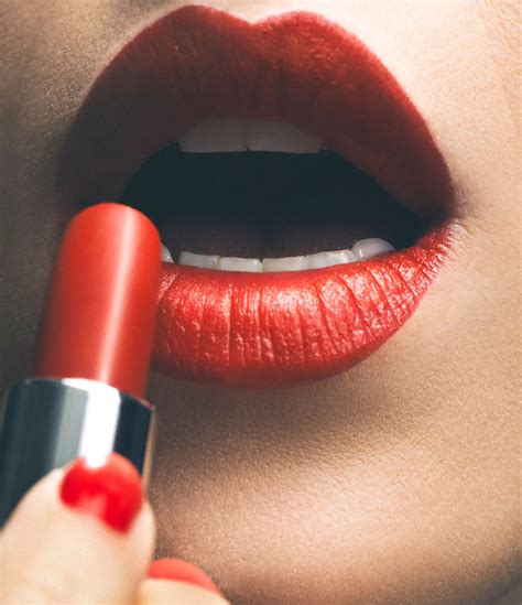 How To Choose The Right Shade Of Red Lipstick For Your Skin Tone Tira