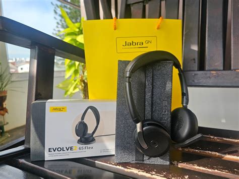 Jabra Evolve Flex Reviewed The Technovore
