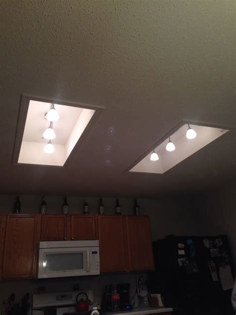 Kitchen Fluorescent Light Fittings Things In The Kitchen