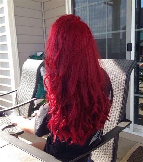 Vibrant Candy Apple Red Estilos De Cabello Rojos Tintes De Cabello