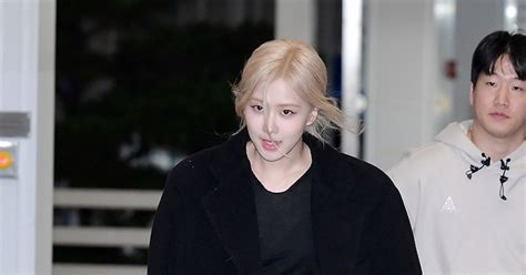 블랙핑크 로제 ‘비바람 뚫고 등장한 아름다움[포토엔hd]