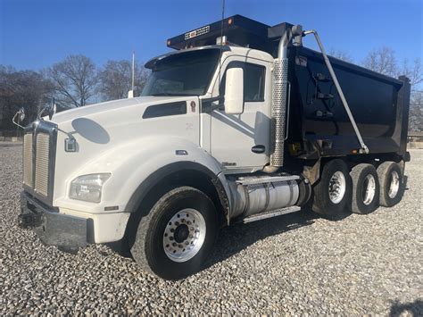 2017 Kenworth T880 Dump Truck Test Site