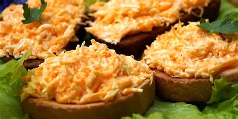 Намазка на хліб за 5 хвилин навіть і не скажеш що вона готується з таких доступних продуктів і