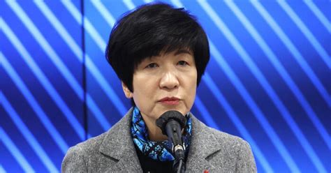 여당 일본 골프여행 문자 김영주에 낮엔 죽창가 밤엔 스시