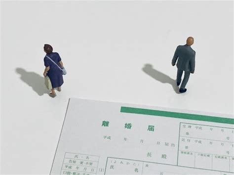 熟年離婚の場合の財産分与｜退職金・年金・持ち家などはどうなる？ 新潟の弁護士による離婚・慰謝料の相談