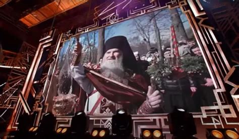 Документарен филм за архимандритот Методиј Литургија мк