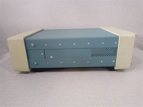 Tektronix Tsg 4106a Tsg4106a B030471 Rf Signal Generator Without