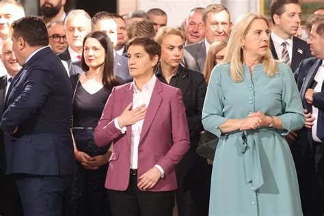 Служен молебан за Републику Српску и Србију у Храму на Врачару БН