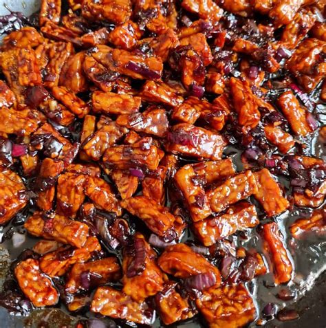 How To Make An Authentic Sambal Badjak