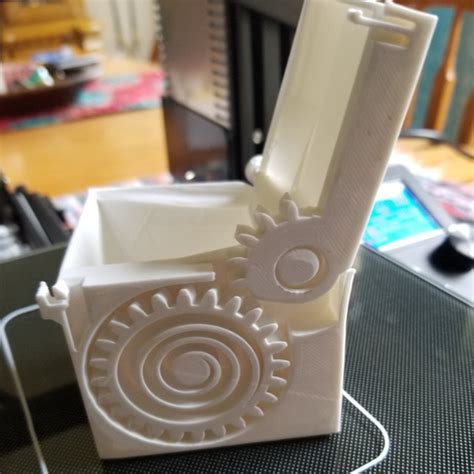 3d Printed Print In Place Spring Loaded Box • Made With Creality Ender 3 ・ Cults