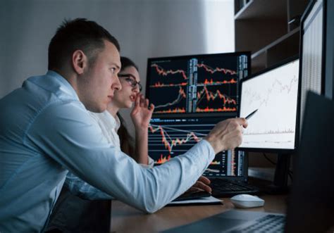 An Introduction To Econometrics Understanding Summary Statistics For