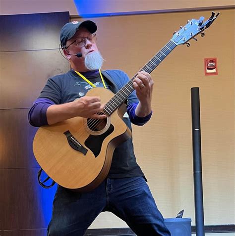 Mikey Mason Genres Songs Analysis And Similar Artists Chosic