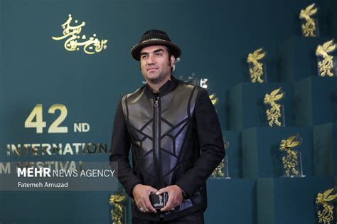 عکس استایل متفاوت خواننده راک پاپ در جشنواره فیلم فجر همشهری آنلاین