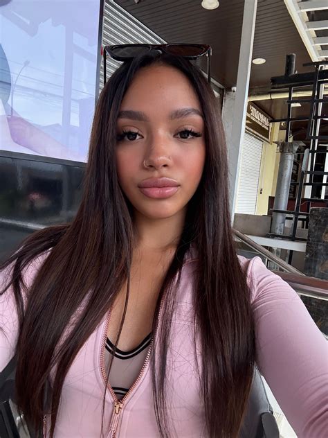 Blasian 𝐁𝐨𝐦𝐛𝐬𝐡𝐞𝐥𝐥• Mixed Filipino Escort In Bangkok