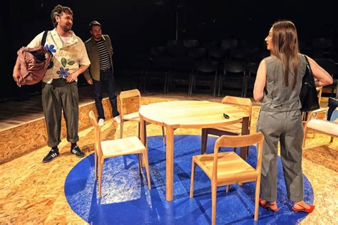 Бели гаќи бели лаги одлична „Секс лаги и главоболки“ во Театар