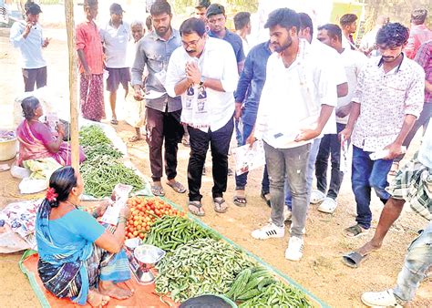 డబ్బుతో ఓటర్లను కొనేందుకు వైసీపీ సిద్ధం Ycp Is Ready To Buy Voters