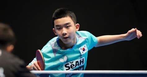 이승수 세계청소년탁구 U 15 남자단식 4강서 고배
