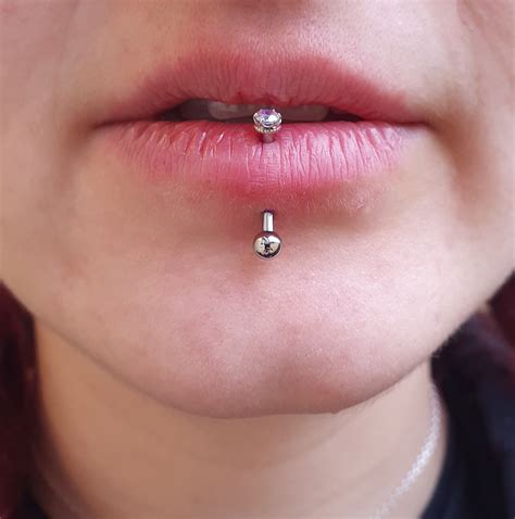 Vertical Labret Piercing Ring