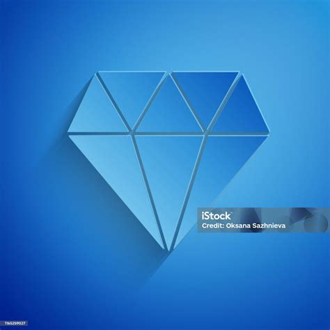 파란색 배경에 격리 된 종이 컷 다이아몬드 아이콘 보석 기호입니다 보석 돌 종이 아트 스타일입니다 벡터 일러스트레이션 0명에 대한 스톡 벡터 아트 및 기타 이미지 Istock