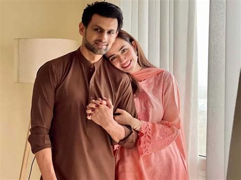 Shoaib Malik Under Fire Over His Latest Eid Pics With Sana Javed