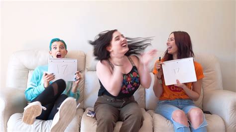 Who Knows Me Better Older Sister Vs Younger Sister Youtube