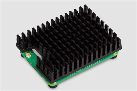 産業用ラズパイ「raspberry Pi Compute Module 5」登場、ファン付きケースやi Oボードもあり Gigazine