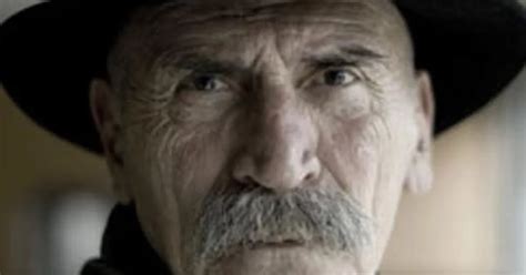 Tuncel Kurtizin Mezarının Son Hali Gündem Oldu Bursa Hakimiyet