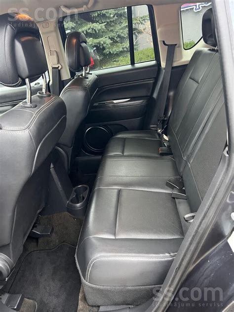 Sscom Jeep Compass Cena 9 970 € Jeep Compass 22 Cdr Limited 4x4