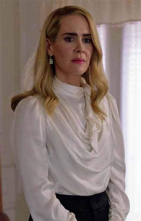 Veronica Cale Batman Anarky Wiki Fandom