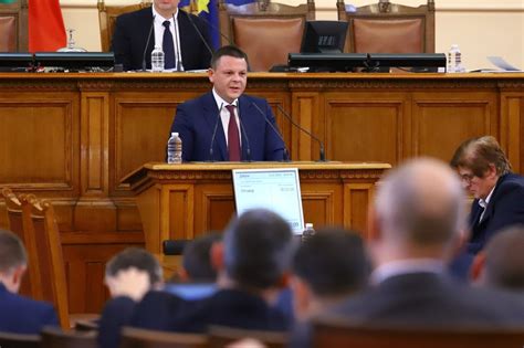 Министър Алексиев Лукойл Литаско ще плаща данъци в България Фактор