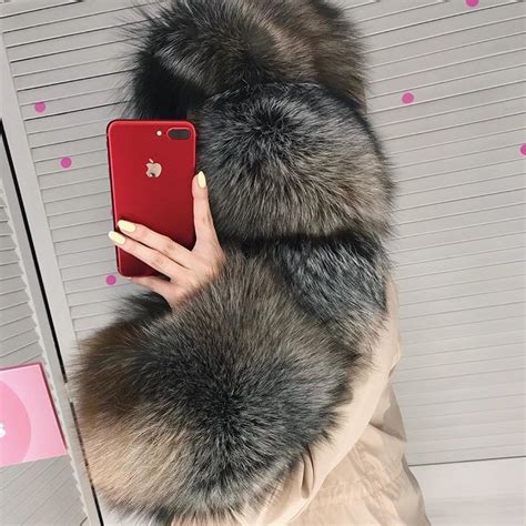 Pof I Парки I Пуховики I Обувь On Instagram “Парка с мехом чернобурки Трёхступенчатый окрас