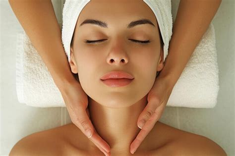 Premium Photo Woman Receiving Back Massage At Spa