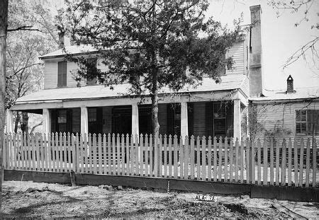 To Kill A Mockingbird By Harper Lee Chapter 1 Summary And Quotes