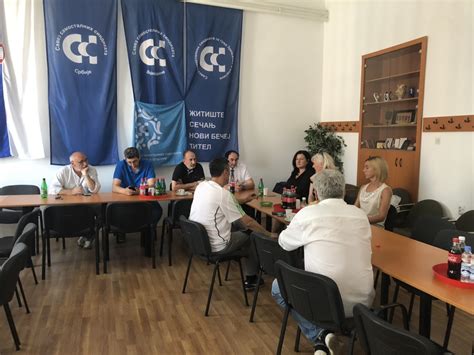 ДОГОВОРЕНА ИСПЛАТА НОВЧАНЕ ПОМОЋИ У ЗРЕЊАНИНУ Синдикат комуналаца Србије