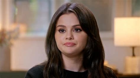 Selena Gomez Gets Candid About Mental Health Alludes To Justin Bieber Heartbreak In Rare Interview