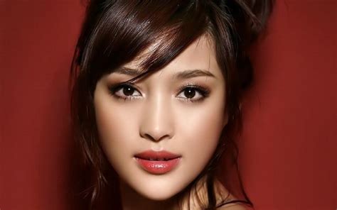Cara Make Up Mata Sipit Agar Terlihat Besar Dinarafi