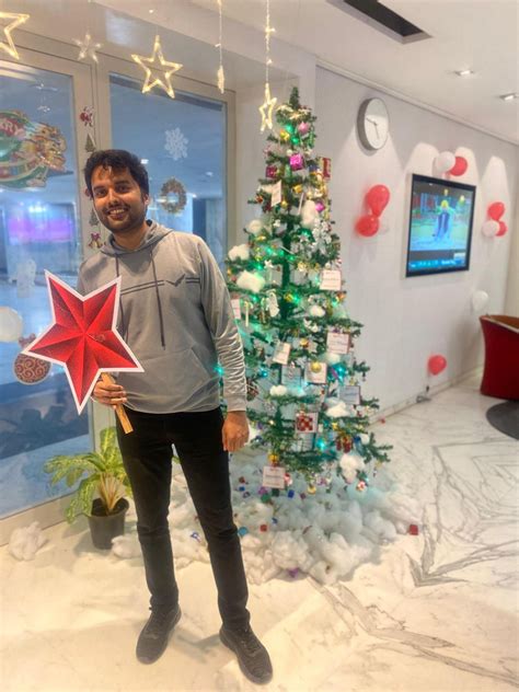 Linkedin Linkedinforcreators Lifelesson Merrychristmas Deepak Dubey