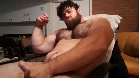 Flexing Huge And Hairy David Flexing And